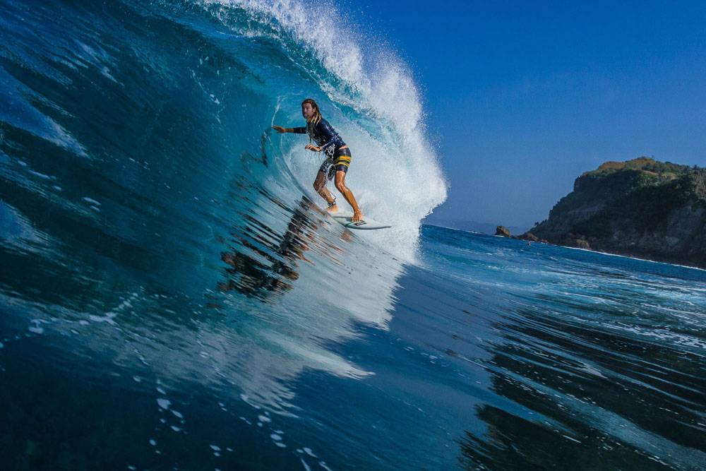 Surf Coaching Retreat - Nusa Tenggara Timor - SECRET Spot